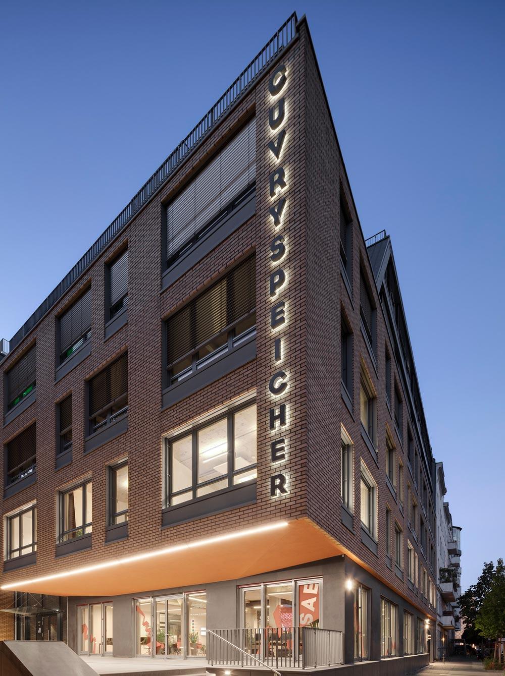 SAE Institute | Stark Design