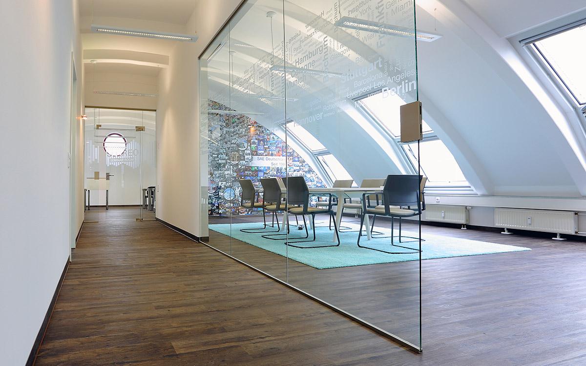 SAE Institute Headquarter | Stark Design